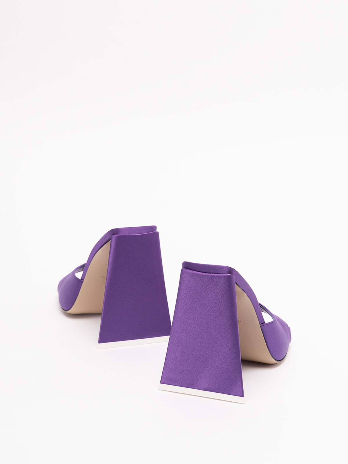 Sandals The Attico - Satin sandals with triangular heel - 232WS000V015012