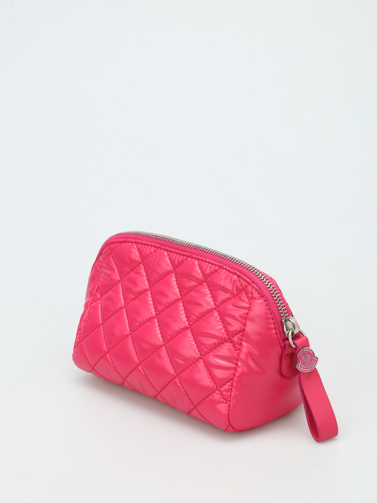 Moncler Medium quilted beauty case - Fuchsia | C109A600380068950556
