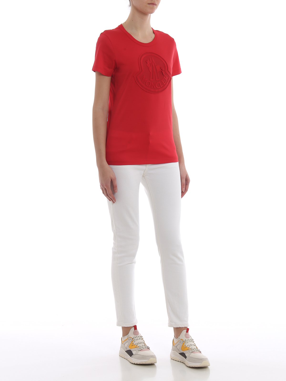 T-shirts Moncler - Total red front logo patch Tee - E109380629008390X45C