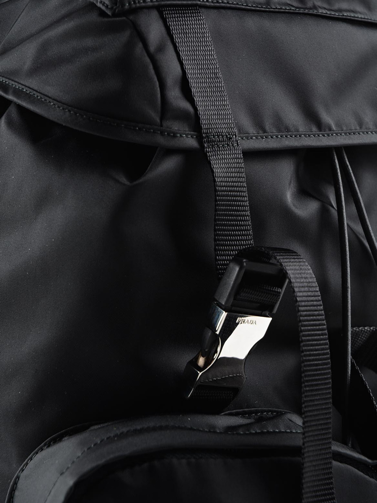 Prada Technical fabric travel backpack - Black | 2VZ065973002